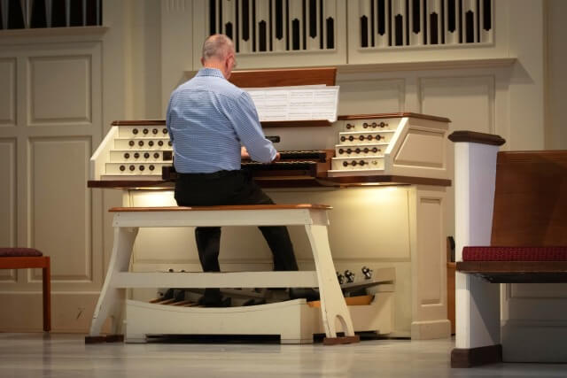 David Schelat, organist Music of J. S. Bach, CV Stanford, and César ...